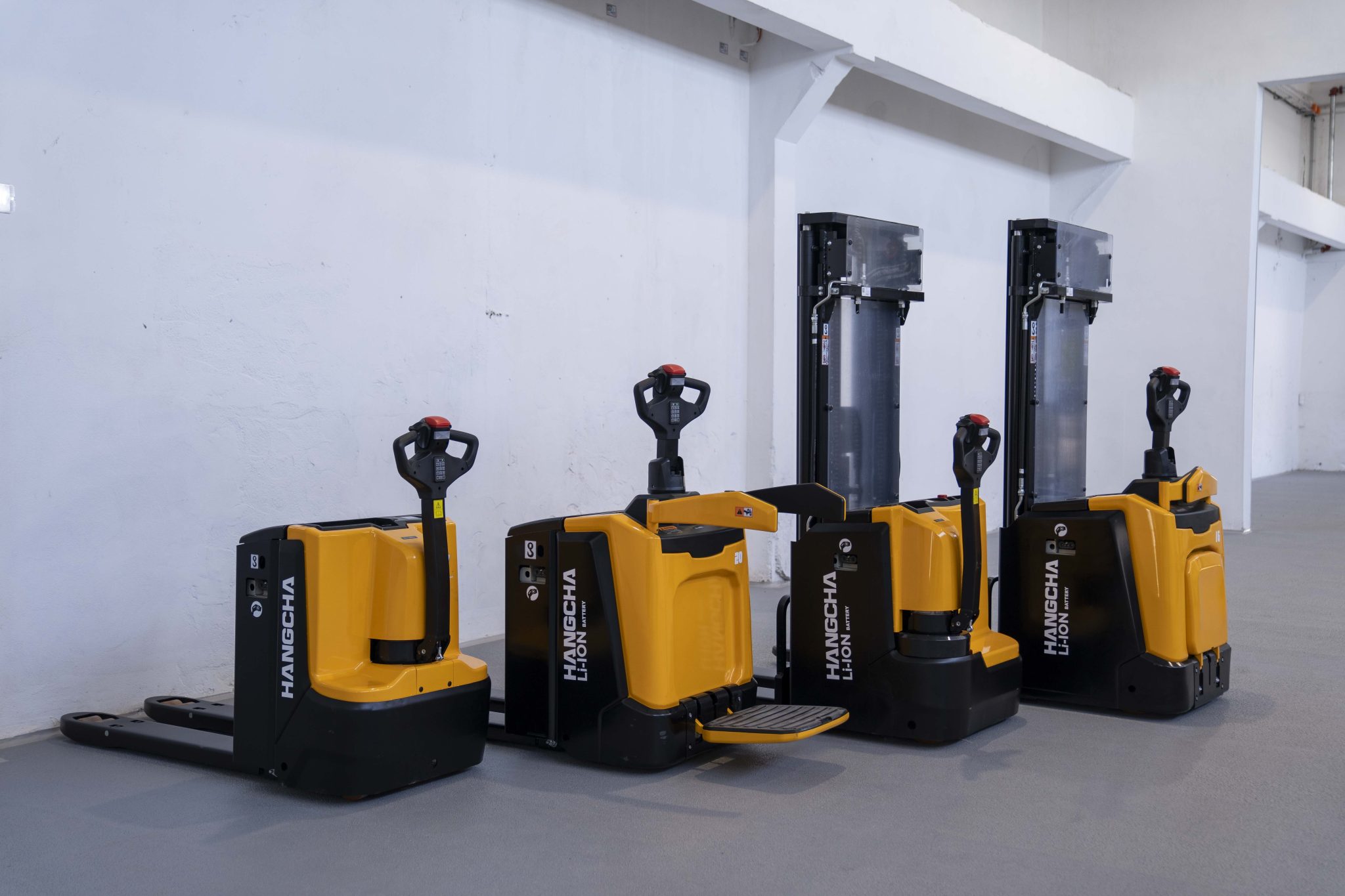 Util SPC aduce în România noii transpaleți Li-Ion de la Hangcha – ZF Comunicate